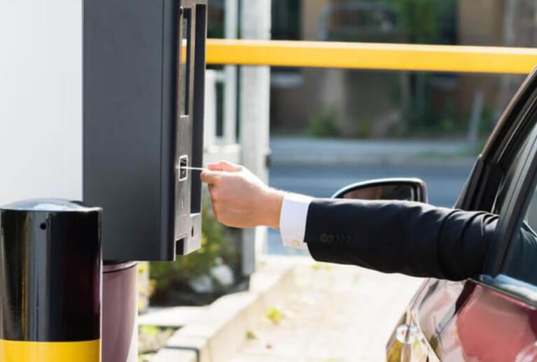 Soluciones de Parqueo: Control de Cobro y Control de Parqueos – Metrotec